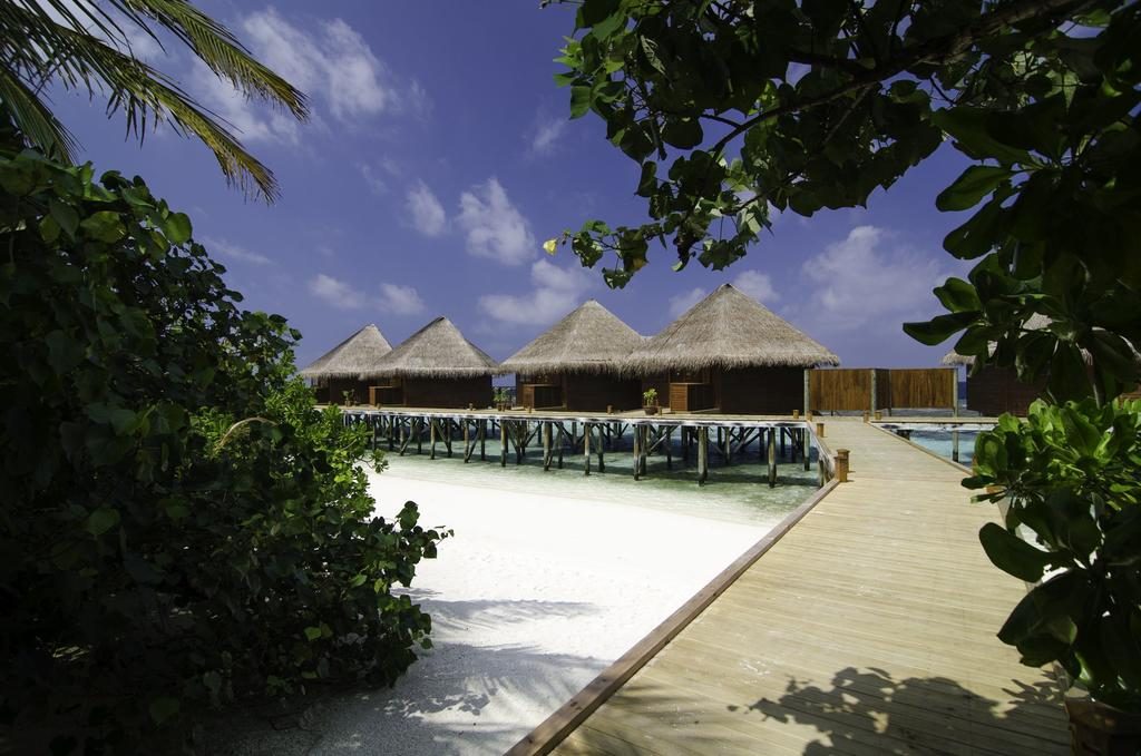 Mirihi Island Resort | Simply Maldives Holidays